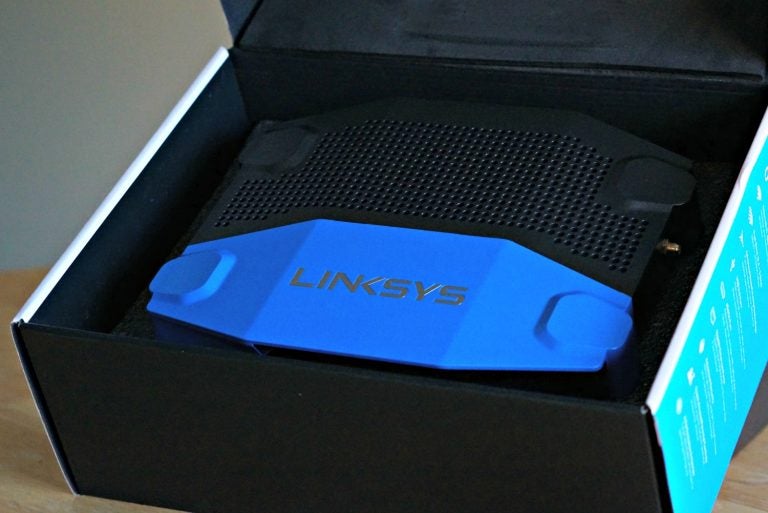 Linksys WRT 3200ACM Brings Back Original Design, DD-WRT [Review]