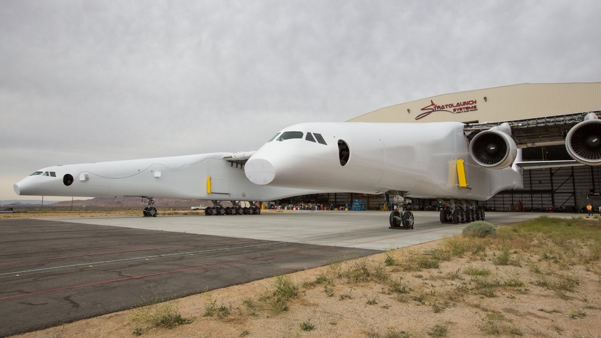 Meet the Stratolaunch Megaplane Taking Satellites Into Orbit