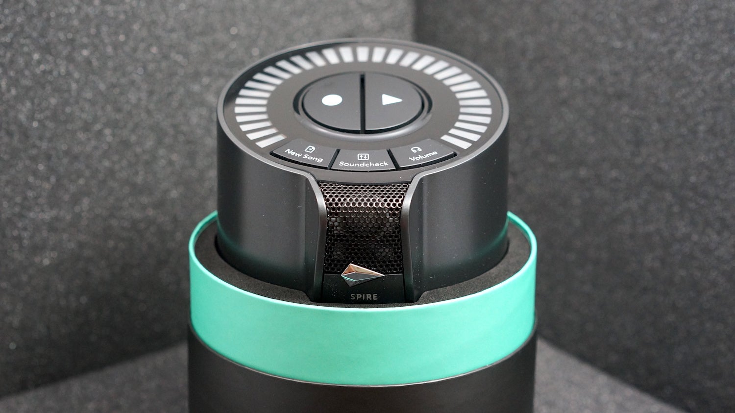 Spire Studio: Portable Recording Studio Designed for Collaboration [Review]