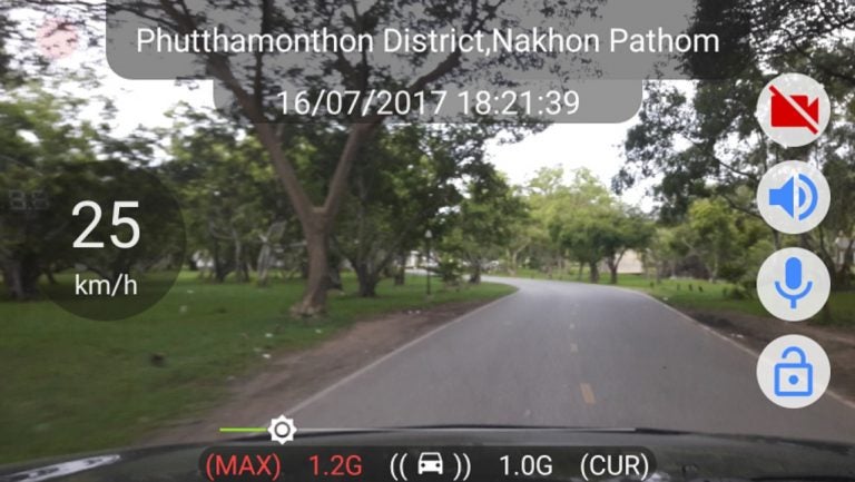 The 8 Best Dash Cam Apps for iPhone and Android Devices