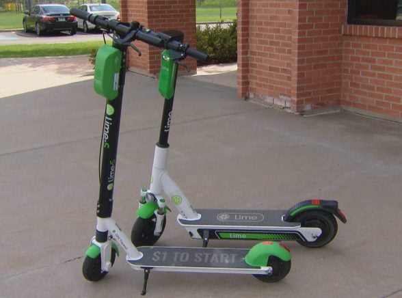 Chicago Aims To Tackle E Scooters Biggest Problem Techco
