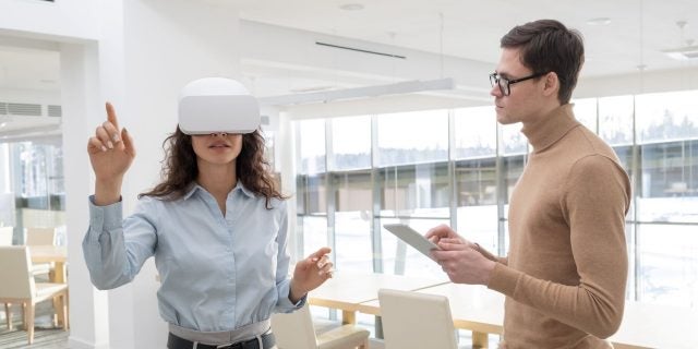 This Company Tested Meta's Virtual Reality Workroom | Tech.co