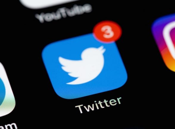 1,200 More Employees Leave Twitter as the World Cup Nears