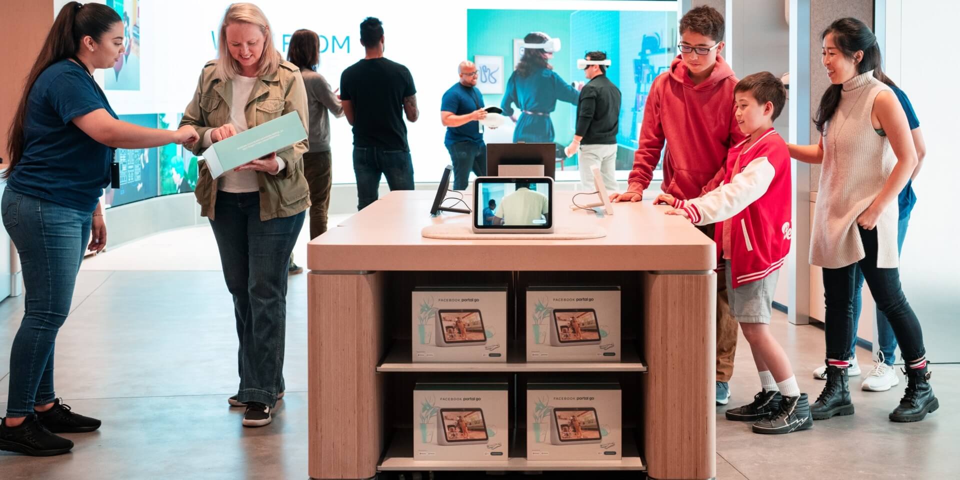 Meta Opens First Retail Store to Sell Us All VR Headsets