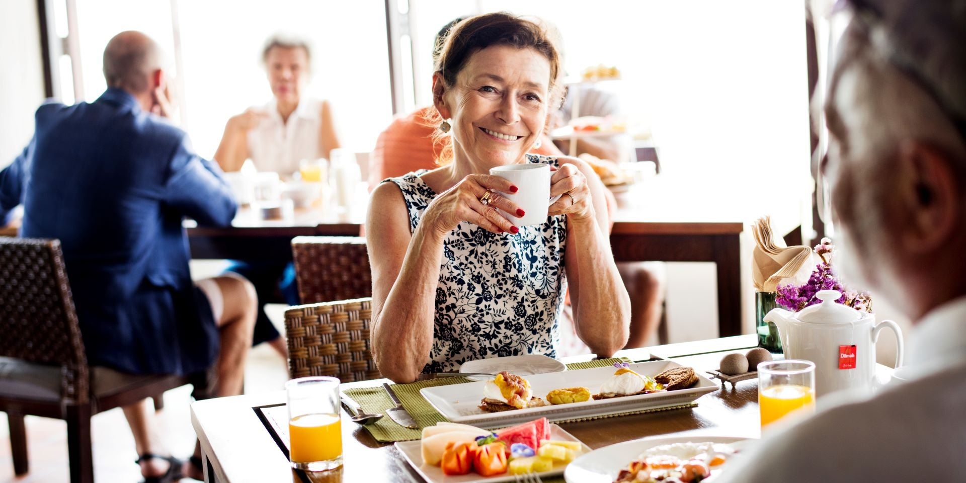 Toast POS to Integrate New Features for Hotel Restaurants - Tech.co