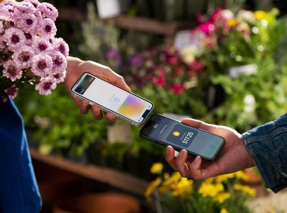 Square Sellers Will Get Apple's 'Tap to Pay' on iPhones This Year