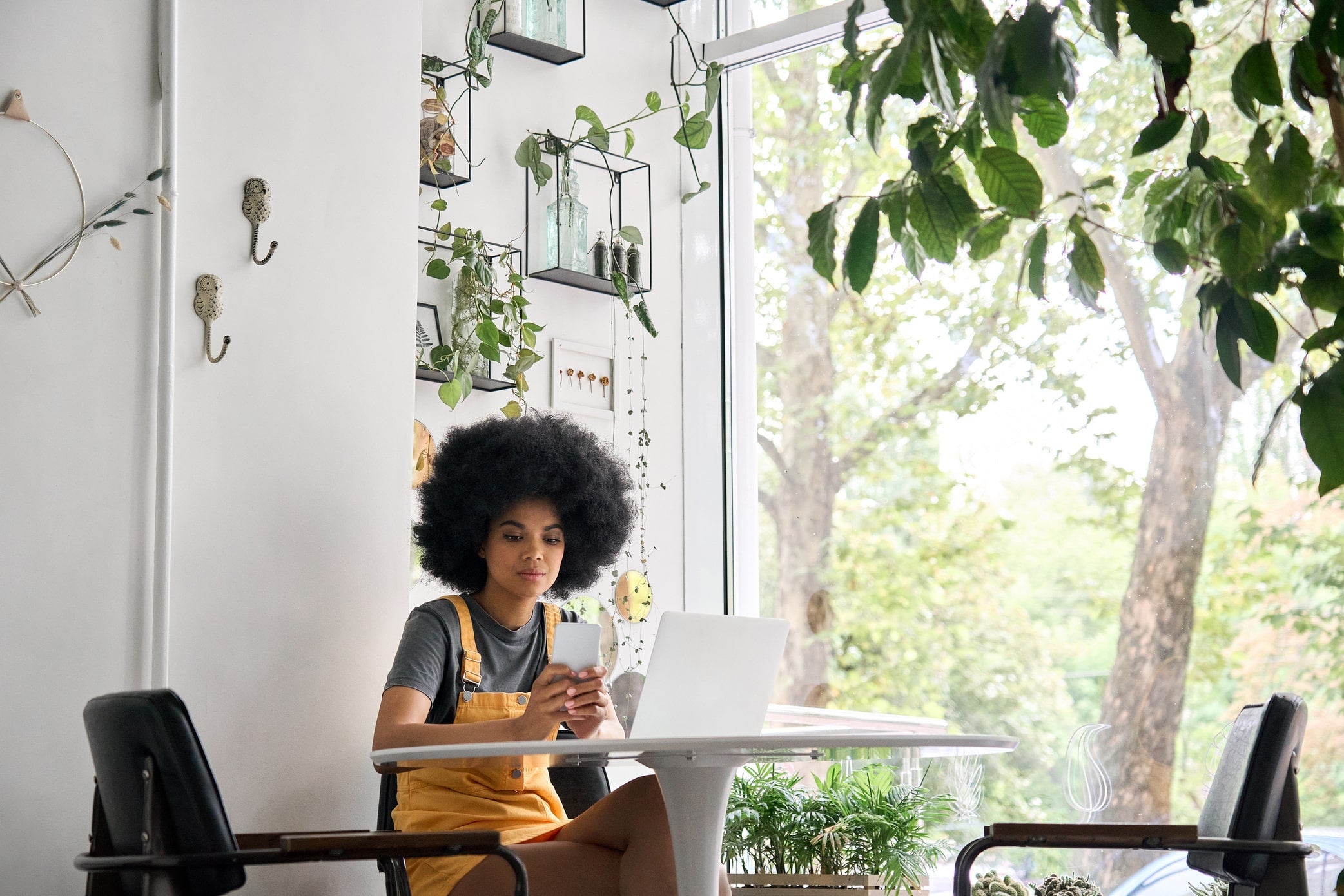 What Is ‘Quiet Quitting’ and Why Are Half of Us Doing it? - Tech.co