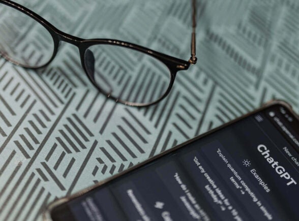 How to Use ChatGPT for Free (4 Easy Steps)