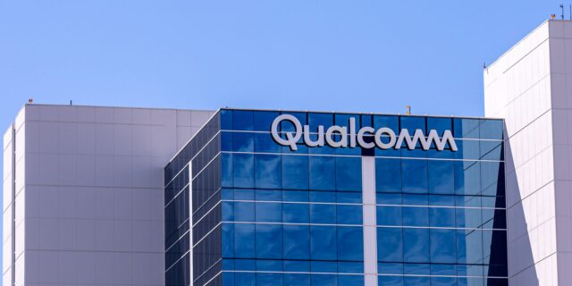 Qualcomm To Cut 1,200 Jobs In California