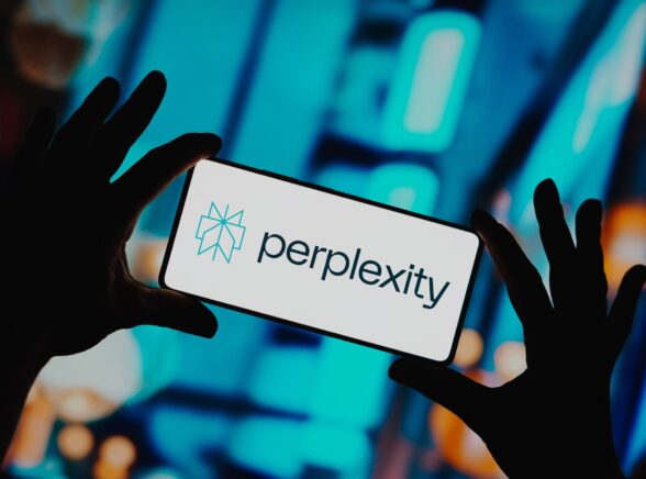 What Is Perplexity AI? The $1 Billion Google Search Competitor