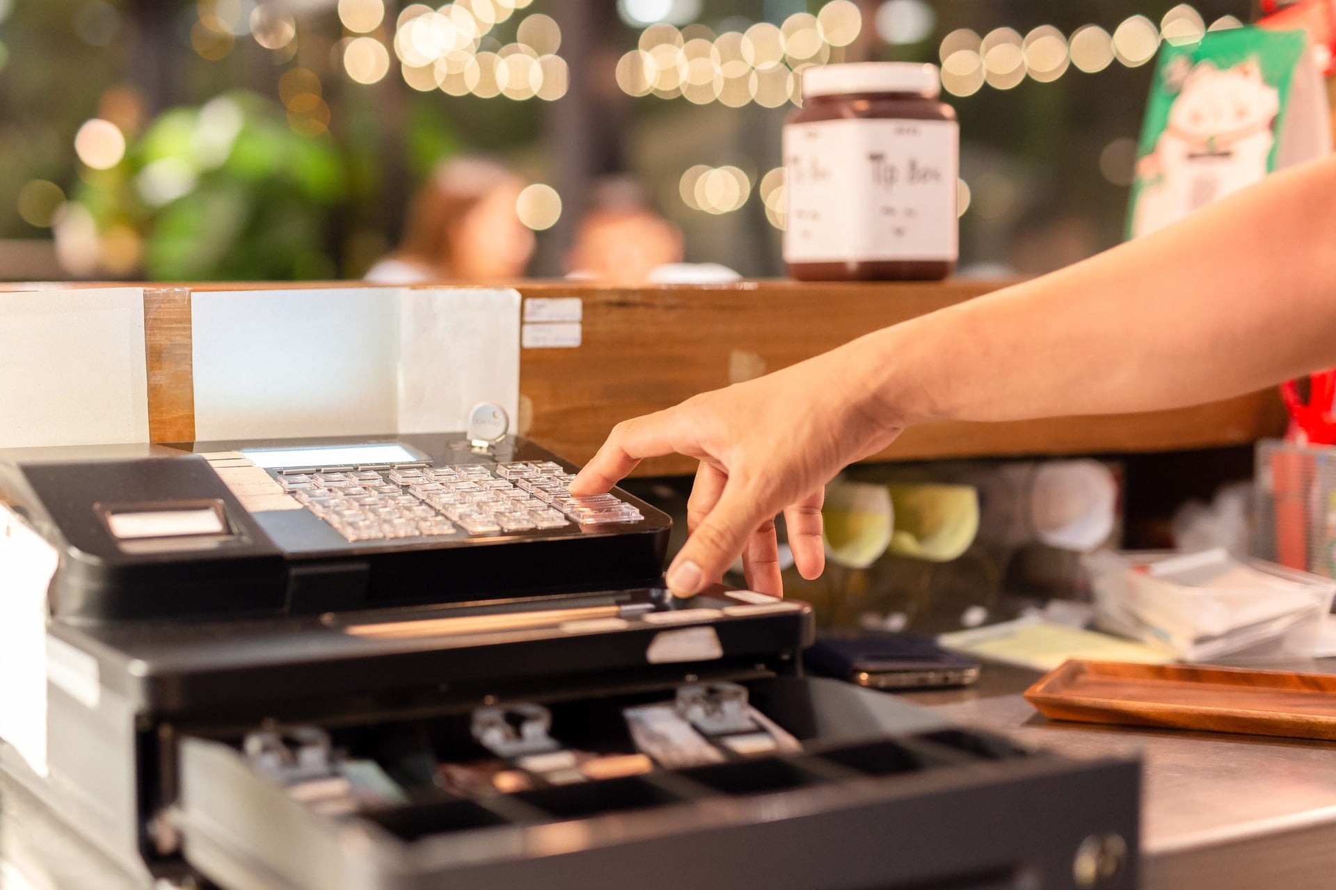 10 Best Cash Registers for Small Businesses 2024: POS & Manual