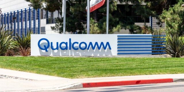 Qualcomm Lays Off Hundreds of Staff Amid Intel Takeover Rumors