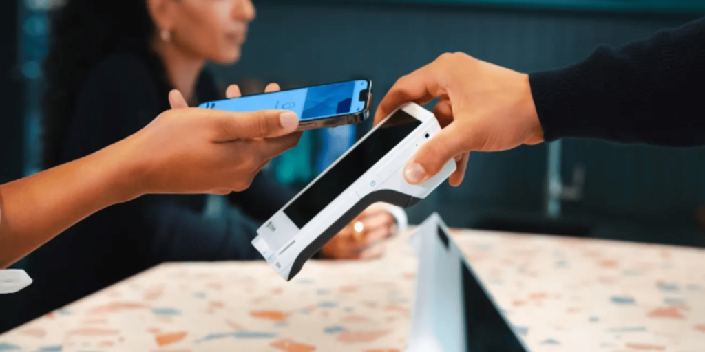 How Close Are We to a Cashless Society? Stats, Pros & Cons