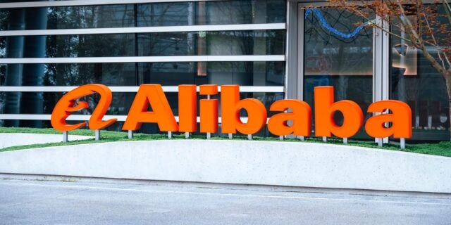 Alibaba's New AI Model "Outperforms ChatGPT & DeepSeek"